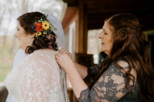 Beautiful Fall Wedding at Rustic Ridge View Farm - nicoleadrianna.com